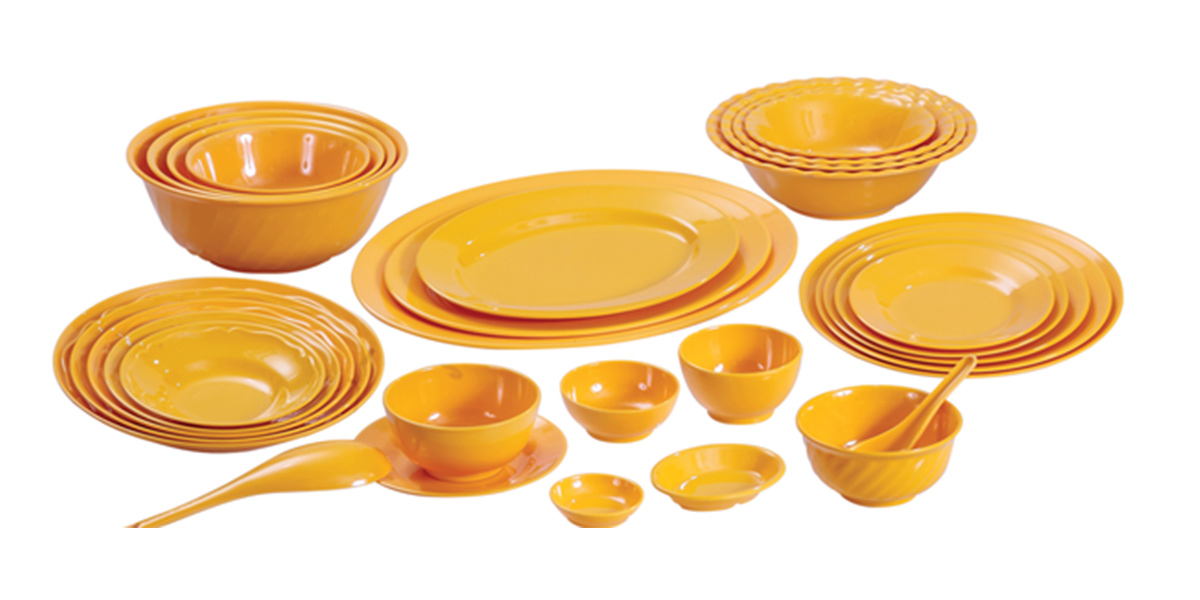 Ever Green – Plastic Crockery & Furnitures